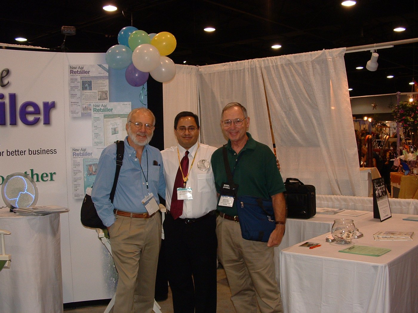 In Joy: The Story of Bodhi Tree Bookstore – Ray Hemachandra at Golden ...
